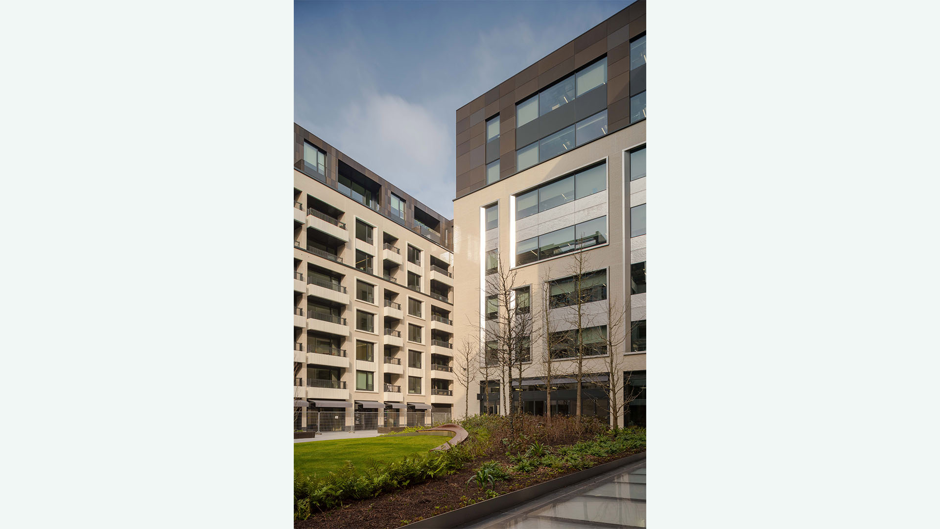 RF, RC, SSC | Rathbone Square - London | Elementfassade aus Edelstahl